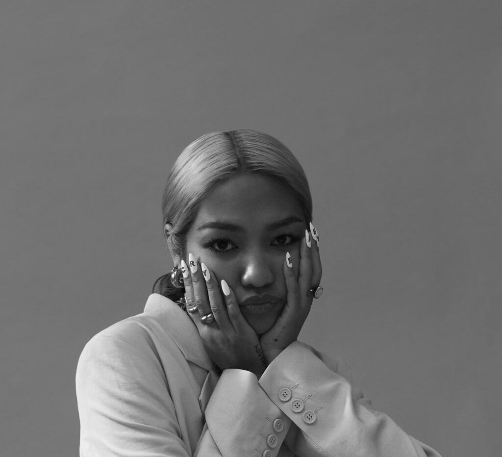 CRYBABY MOLLY - TRENDY GALLERY